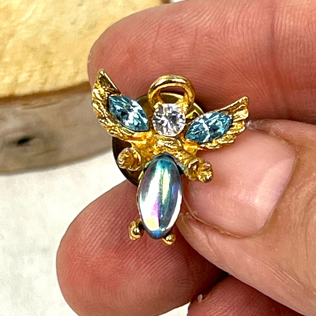 Vintage Angel Pin Beautiful Aurora Borealis Rhinestone Gold Wings ...