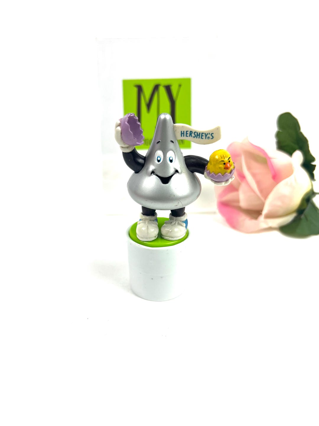Hersheys Silver Kiss With Easter Egg and Chick - Plastic Figurine Toy ...