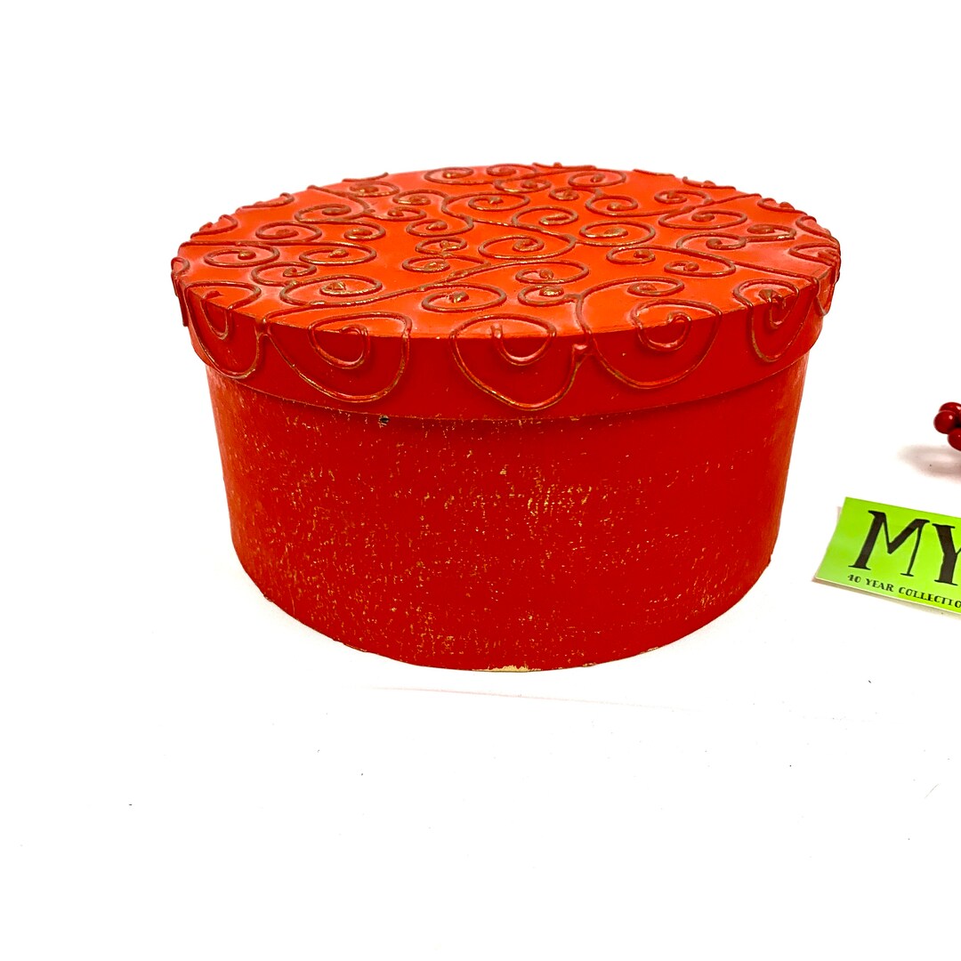 Vintage Handmade Round Red With Gold Paper Mache Box Handpainted Scroll ...