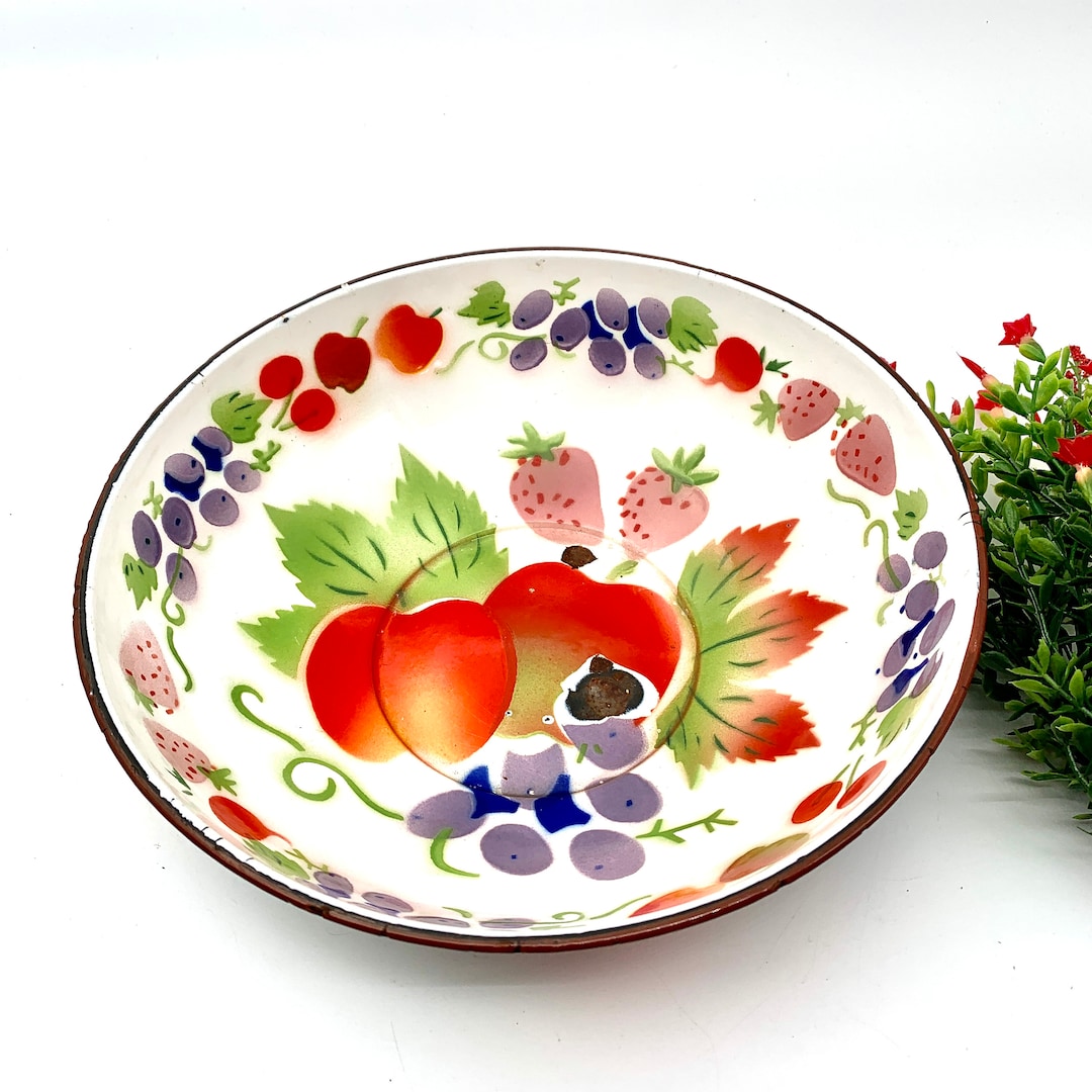 Vintage Colorful Enamelware Fruit Bowl Table Centerpiece Apples Grape ...