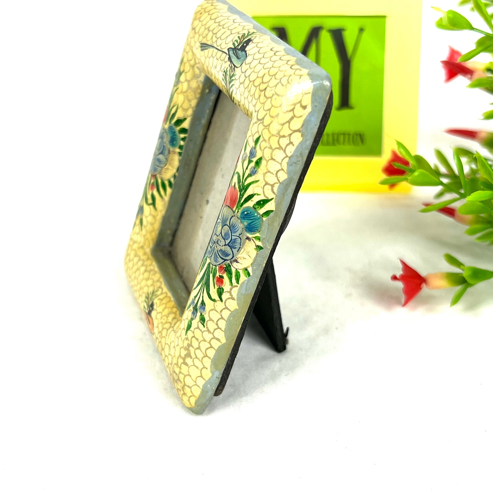 Vintage Tabletop Wooden Picture Frame Yellow Snakeskin Floral and Bird ...