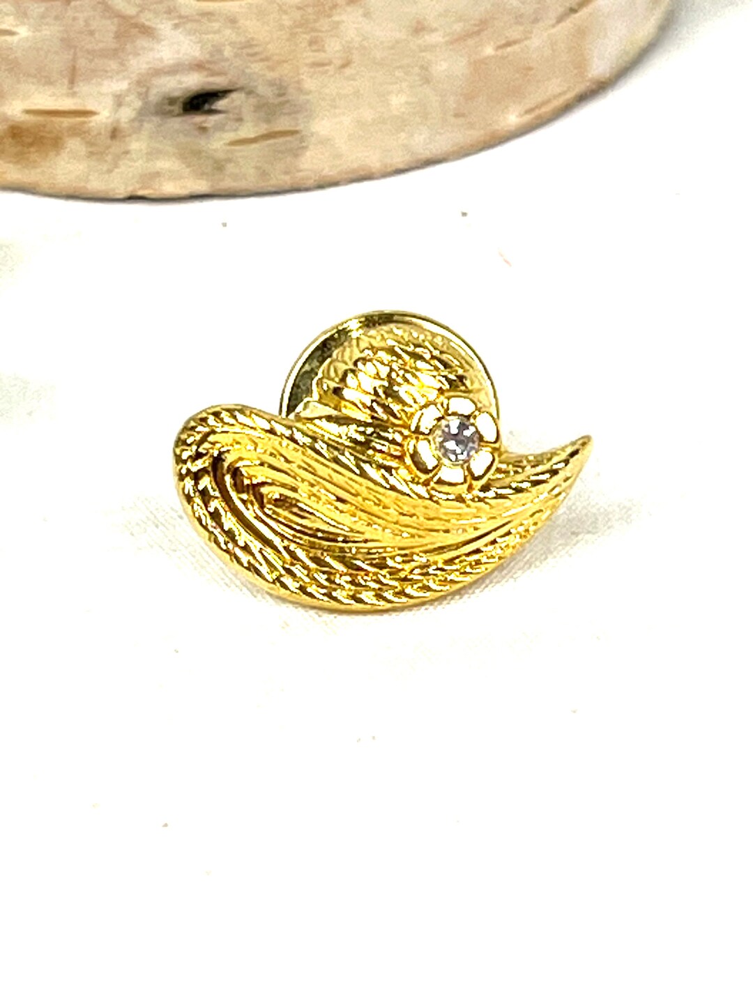 Vintage Avon Lapel Pin - Gold Tone Straw Hat With Rhinestone - Lady's ...