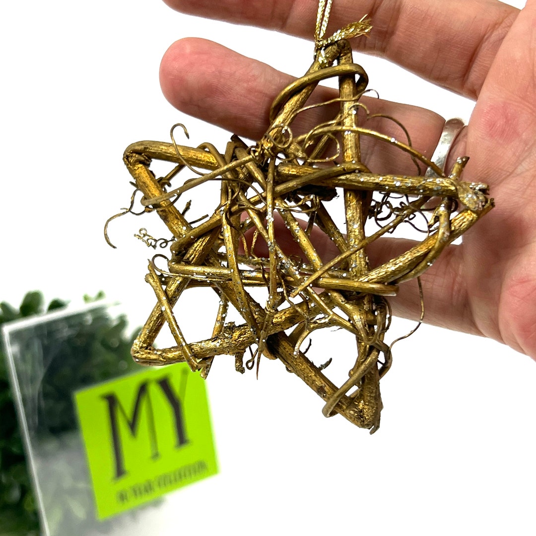Pretty Rustic Vintage Gold and Glitter Rattan Star Ornament Christmas ...