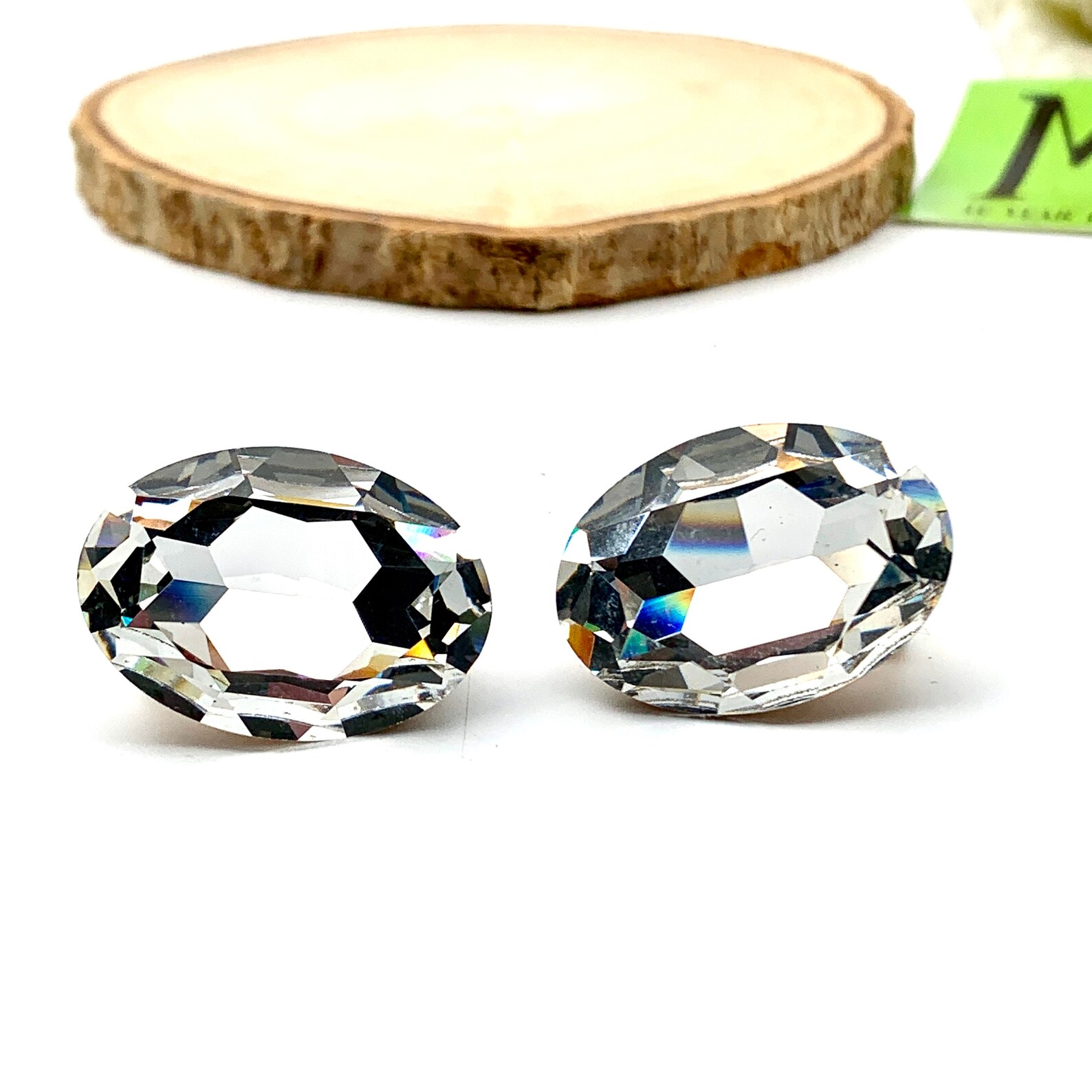 Vintage Sleek and Chic Oval Shaped Clear Glass Crystal Clip on - Etsy