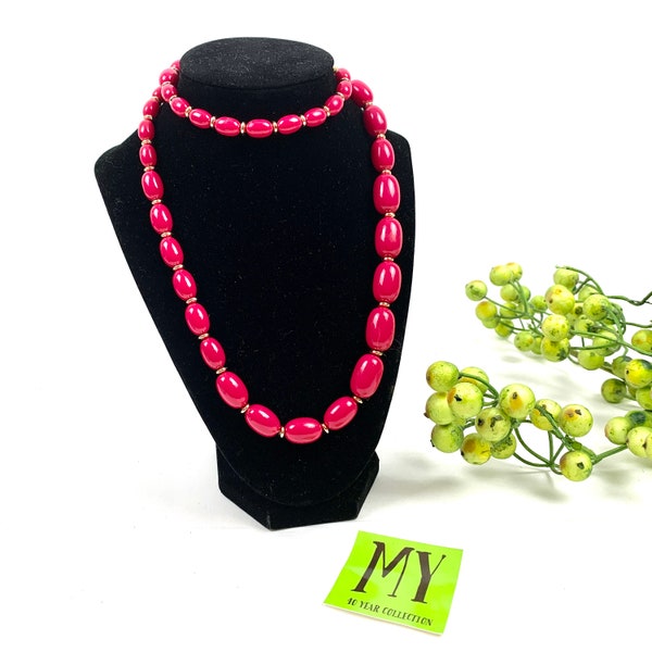 Fuschia Necklace - Etsy