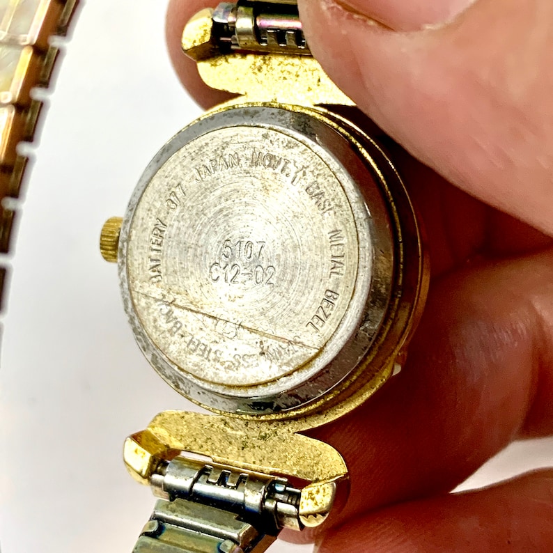 Vintage Ladies Quartz Japan Movement Watch Two Tone Expandable - Etsy