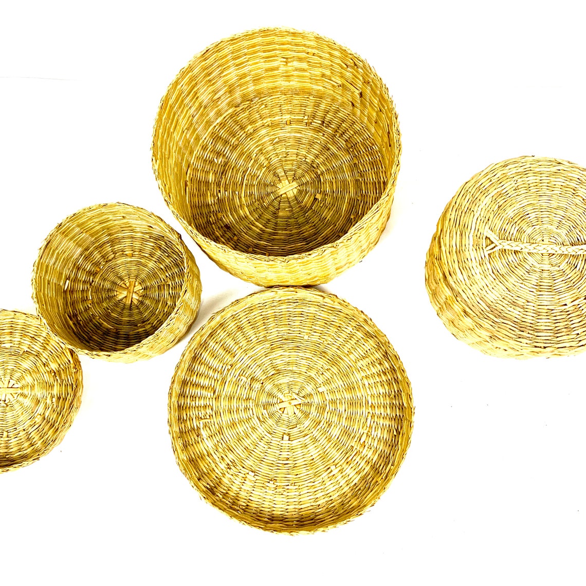 Vintage Set of Three Nesting Straw Woven Storage Containers - Etsy