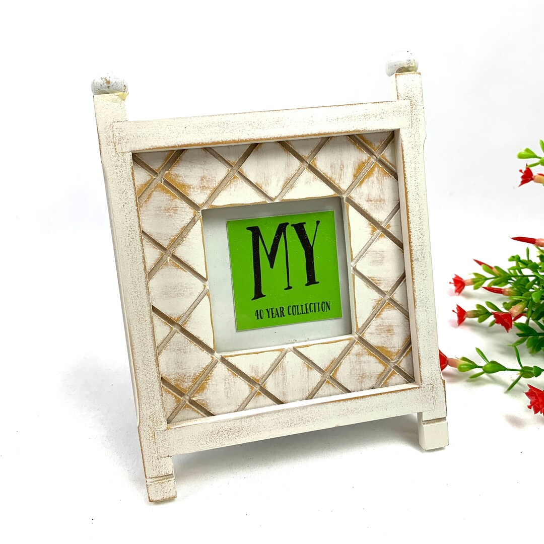 Vintage Distressed Rustic White Wooden Tabletop Picture Frame Lattice ...