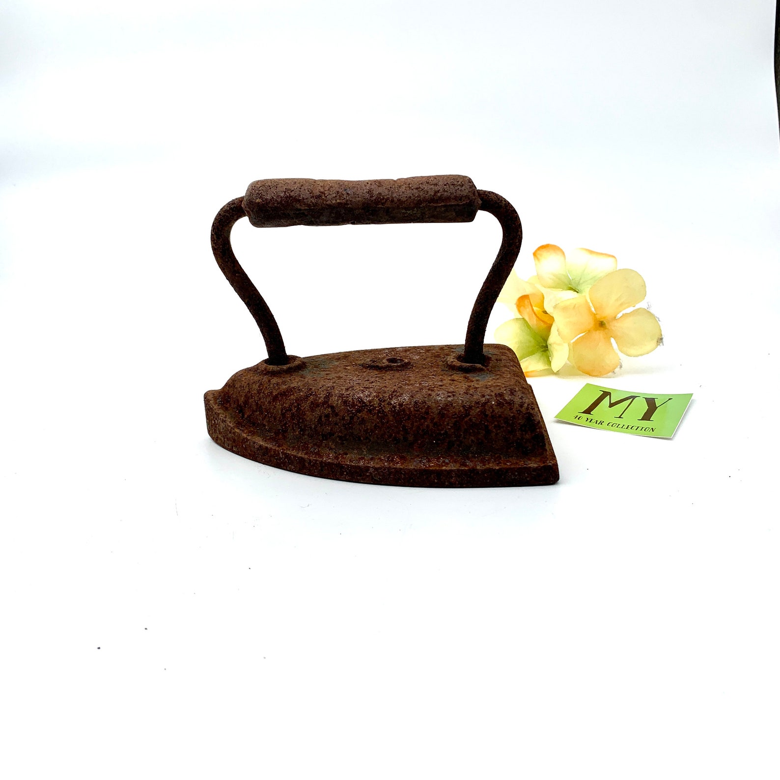 Antique Rustic Cast Iron Clothes Iron 6 Paperweight Prop | Etsy