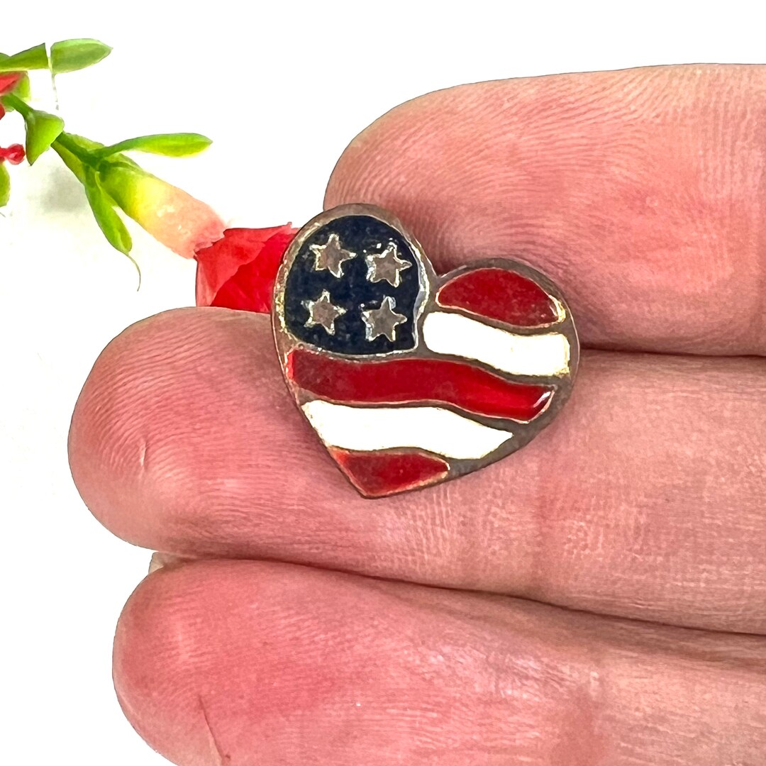 Vintage Avon - Small Heart Shaped United States Flag Lapel Pin - Hat ...