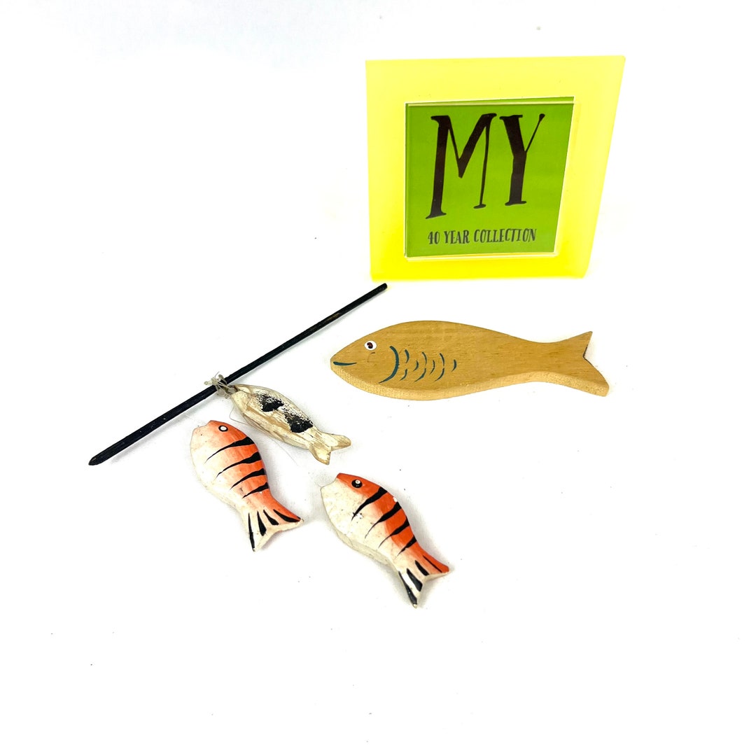 Vintage Wooden Fish - Beach Decor -wooden Painted Sardine Fish on a ...