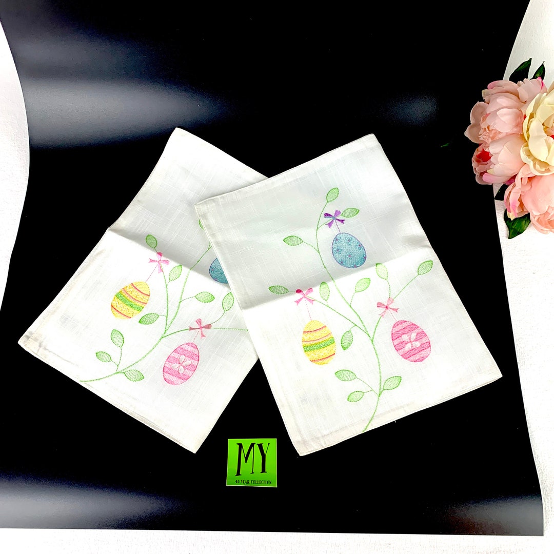 Vintage Pair of Embroidery Placemats Easter Garden Placemats Spring ...