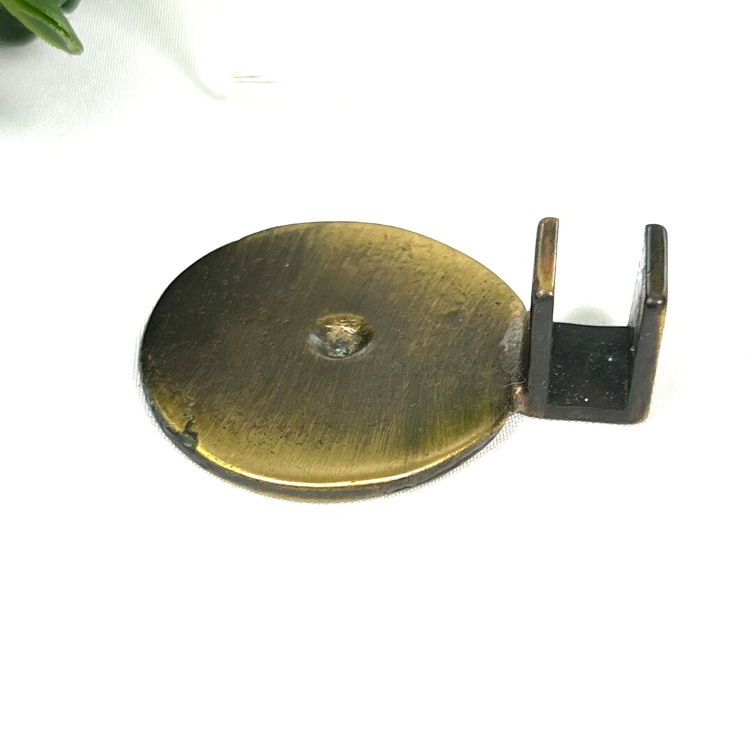 Vintage Small Simple Brass Gadget Round Brass Picture Display Stand Art ...