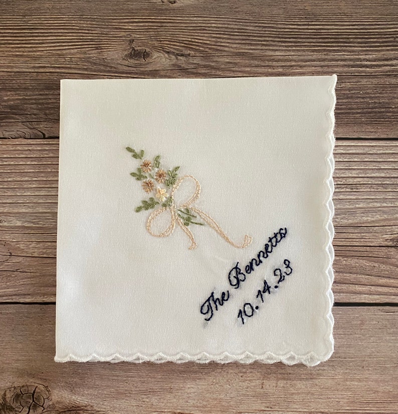 Custom Hand-embroidered Personalized Handkerchief Bridal - Etsy