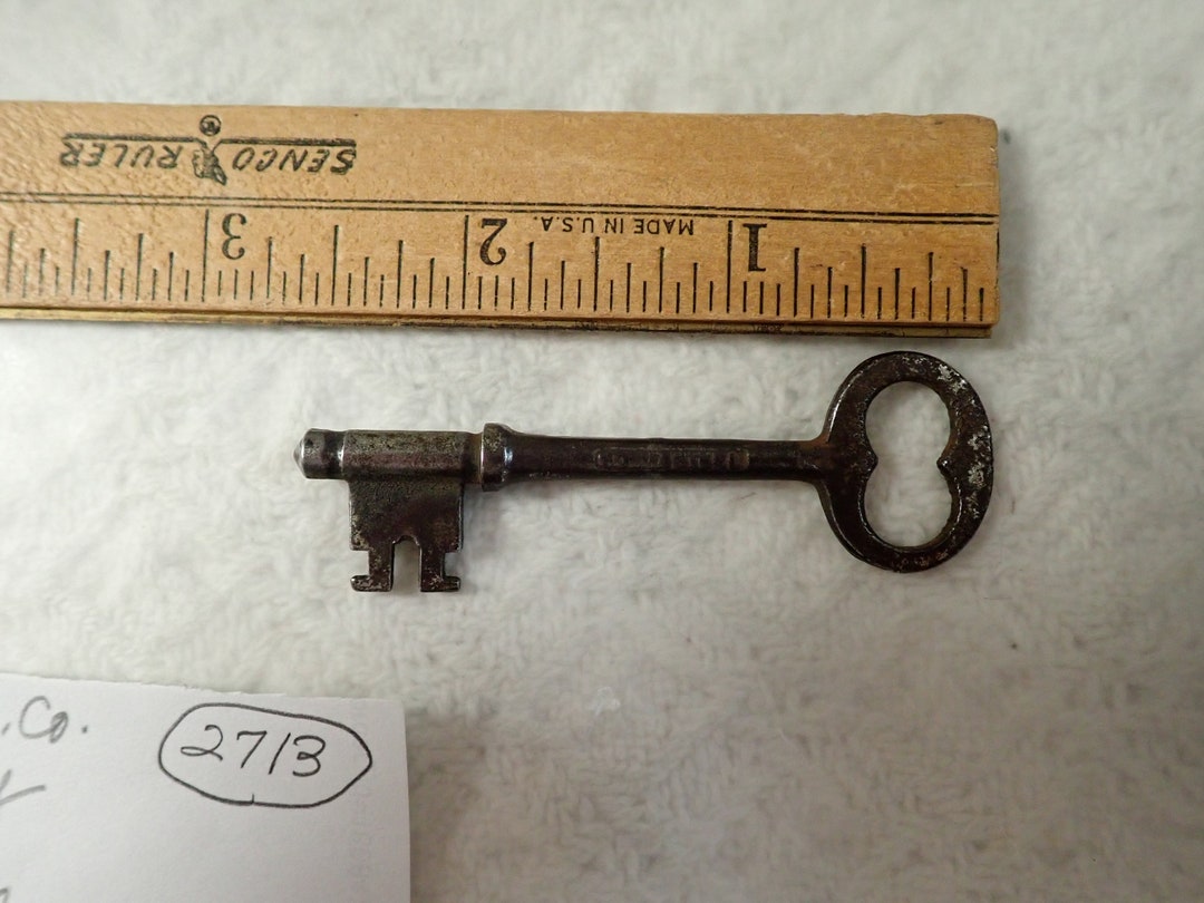 Vintage R&E Mfg. Co Skeleton Key #53 Solid Steel Needs Polishing Used ...