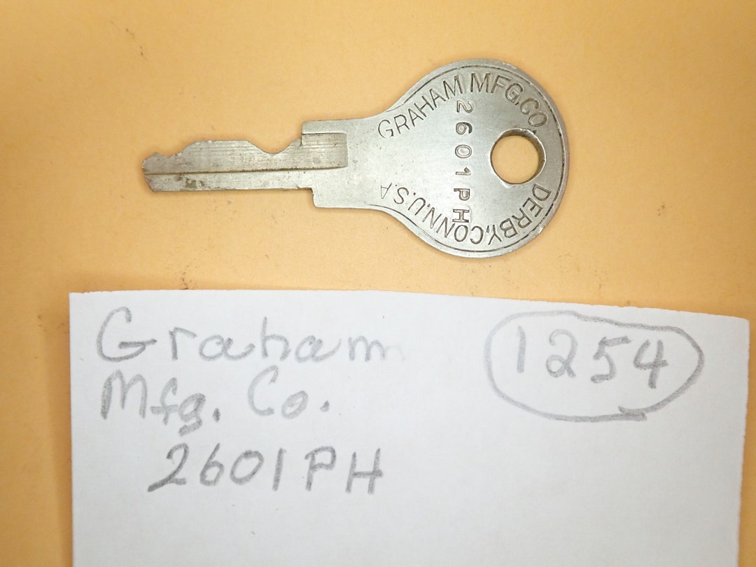Vintage Graham Mfg. Co. #2601PH Ignition Key Derby Conn. Used Good ...