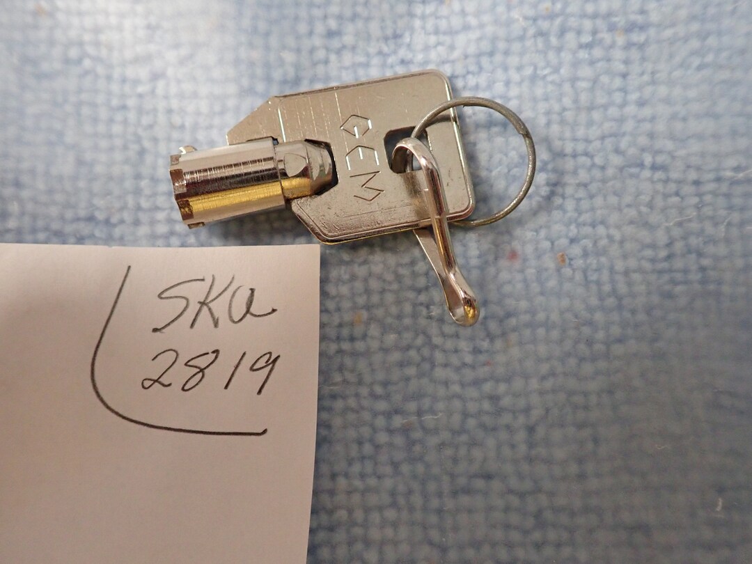Vintage Fort Lock Co. GEM Tubular Barrel Key 27382 Used - Etsy Vintage Fort Lock Co. GEM Tubular Barrel Key 27382 Used - Etsy