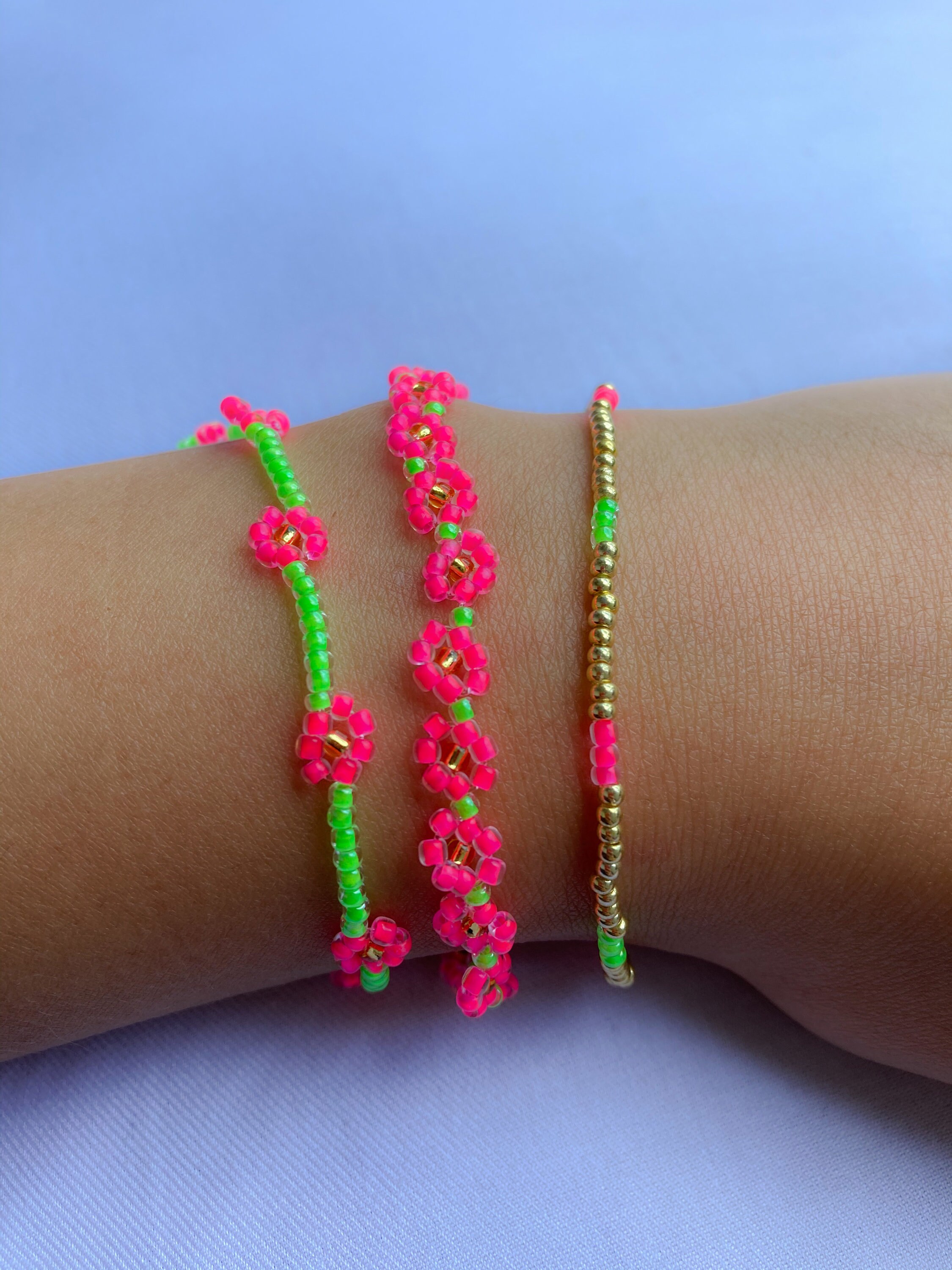 NEON Daisy Bracelets, NEON Flower Bracelets, NEON Beaded Bracelets neon ...