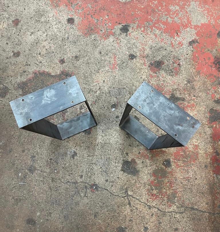 Metal Table Legs. Solid Flat Steel Industrial Style. Perfect for Dining ...