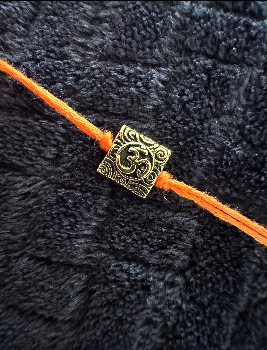 Antique Gold Aum Rakhi (x3) / Aum Rakhi / Rakhis / Raksha Bandhan ...