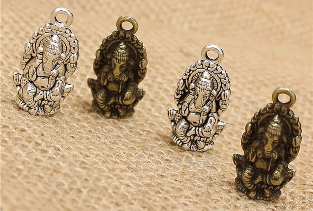 Ganesh Keyring, Hindu Charm Hindu Pendant Ganesha Keychain - Etsy UK