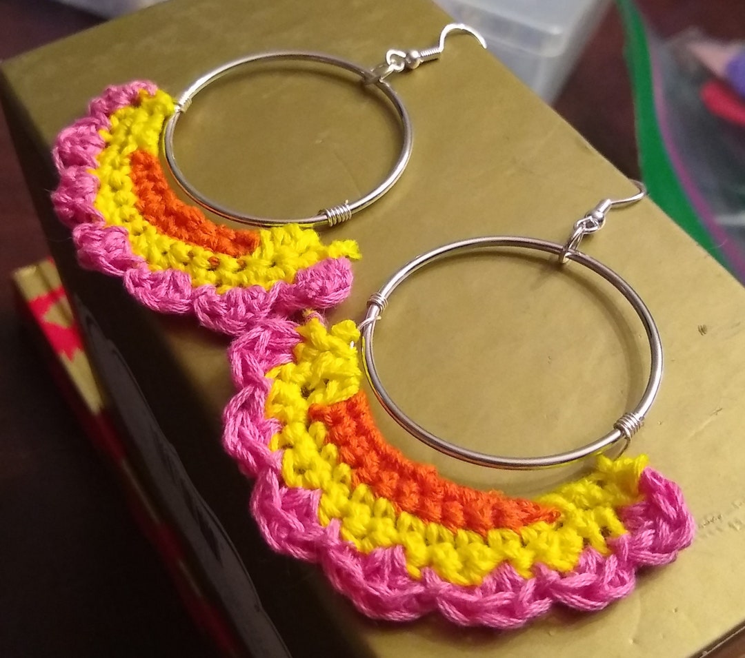 Tri-color Wave Crochet Earrings - Etsy