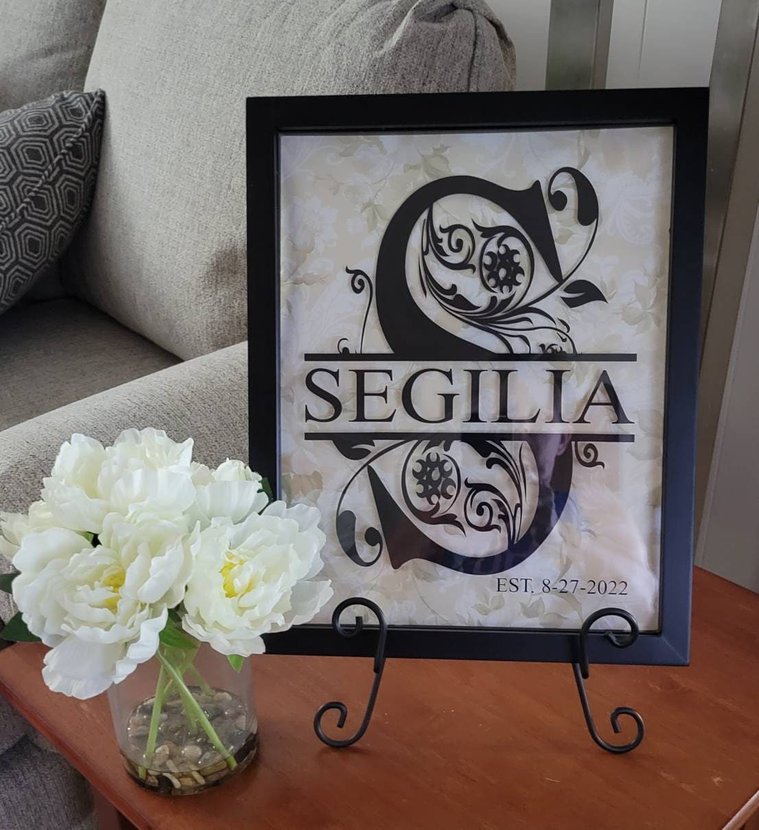 Personalized Family Name in Glass Floating Frame - Etsy