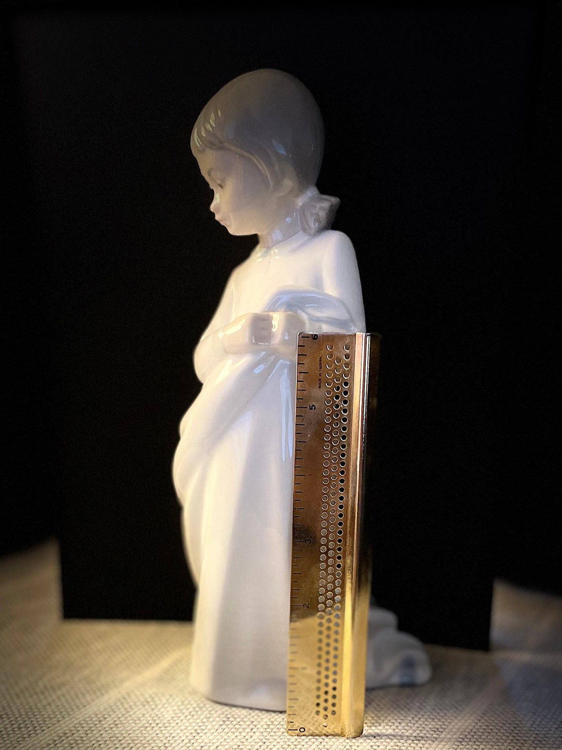 Zaphir Spanish Porcelain “shy Girl” - Etsy