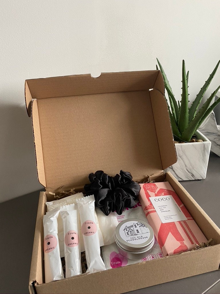 DotBox Extra Period Gift Box - Etsy.de