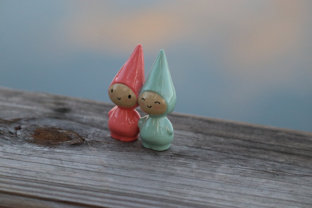 Elfling Duo / Elfling Couple Handmade Small Happy Elf Figurine / Desk ...