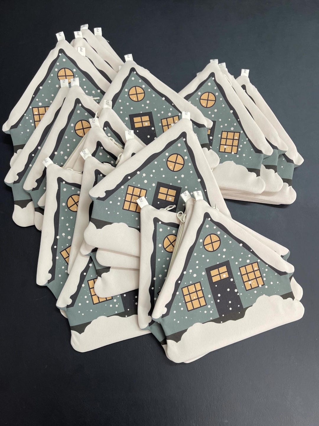 Winter Snowy Cottage Pouch, Cute Christmas House Shaped Zipper Wallet ...