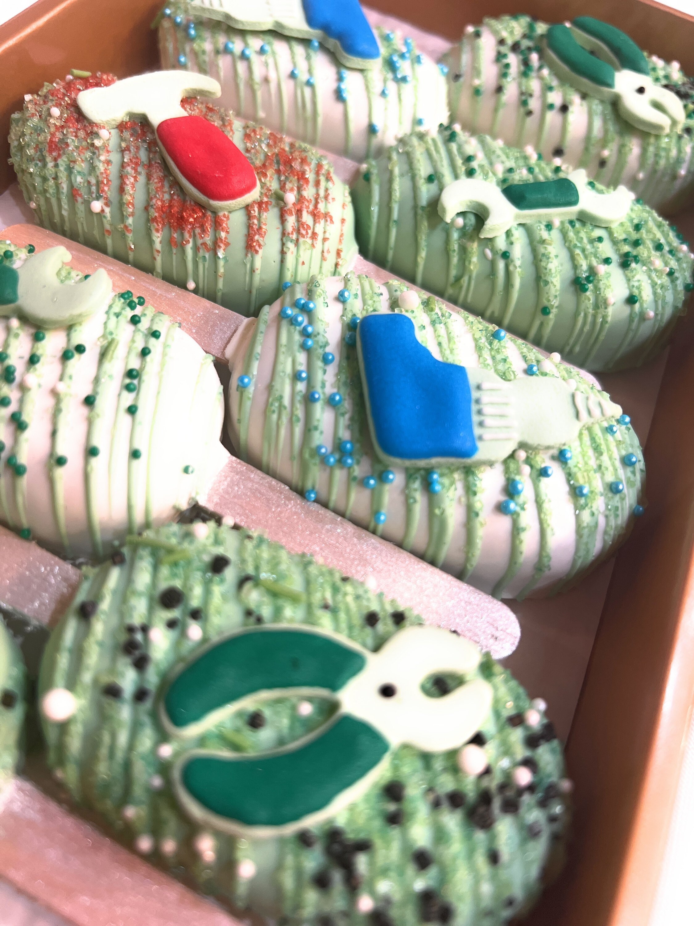 Handy Dandy Cakesicles 8 Assorted Flavors Packed in Ice and - Etsy