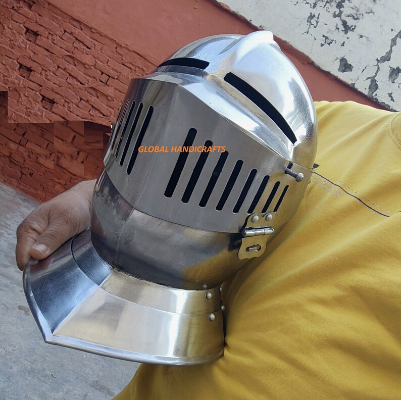 Medieval Knight European Closed Face Burgonet Armour Helmet Halloween ...