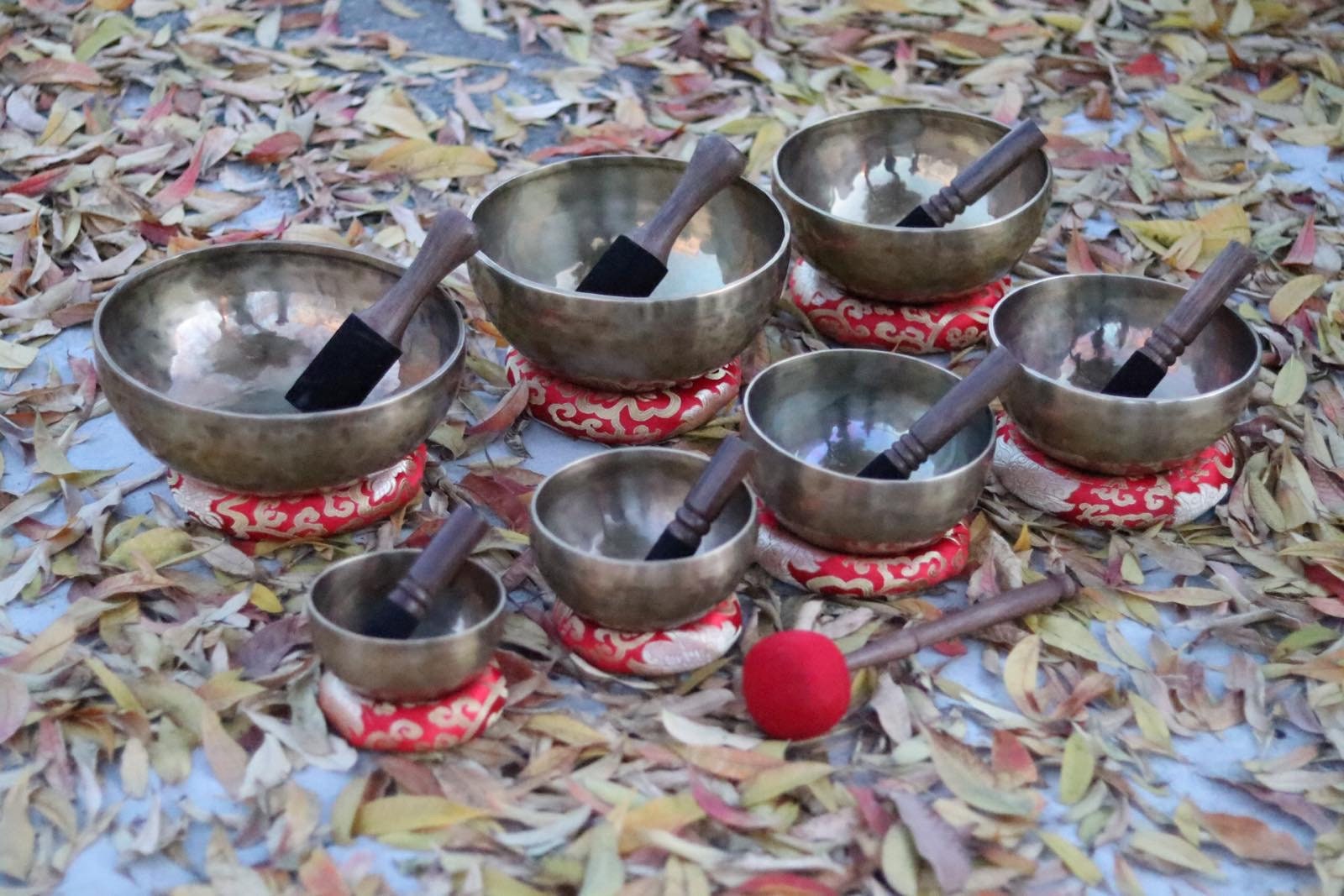 Seven Metals Hand-hammered High Quality Chakra Set Tibetan Singing Bowl ...
