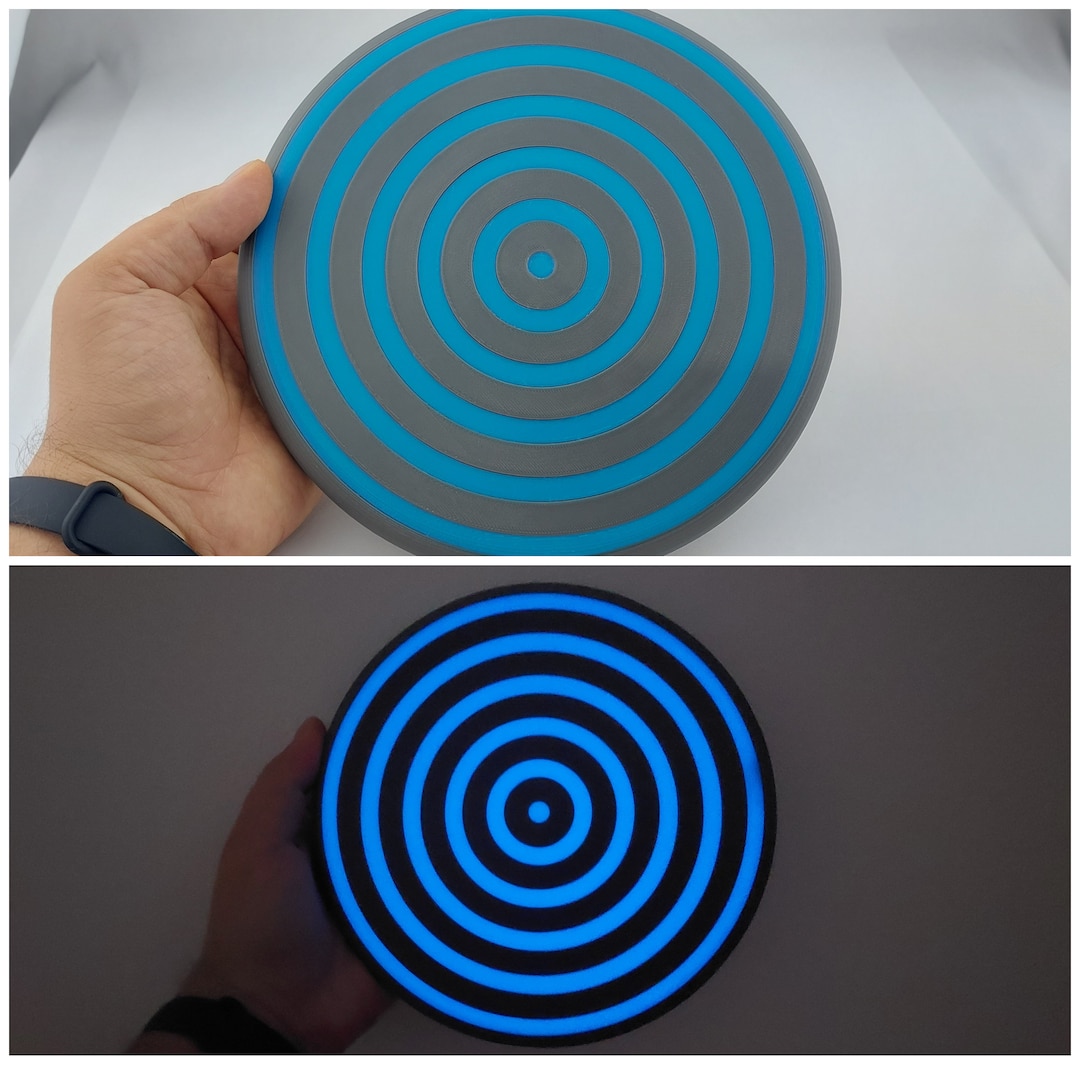 Tron 1982 Classic Identity Disc Frisbee 3D Printed Model Tron Movie ...