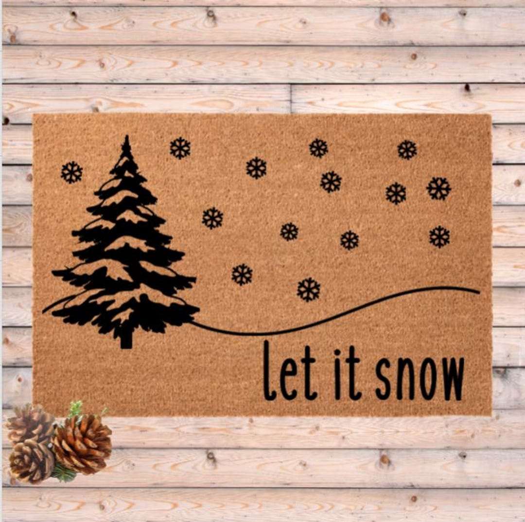 Winter Christmas Tree Let It Snow, Last Name Personalized Doormat ...