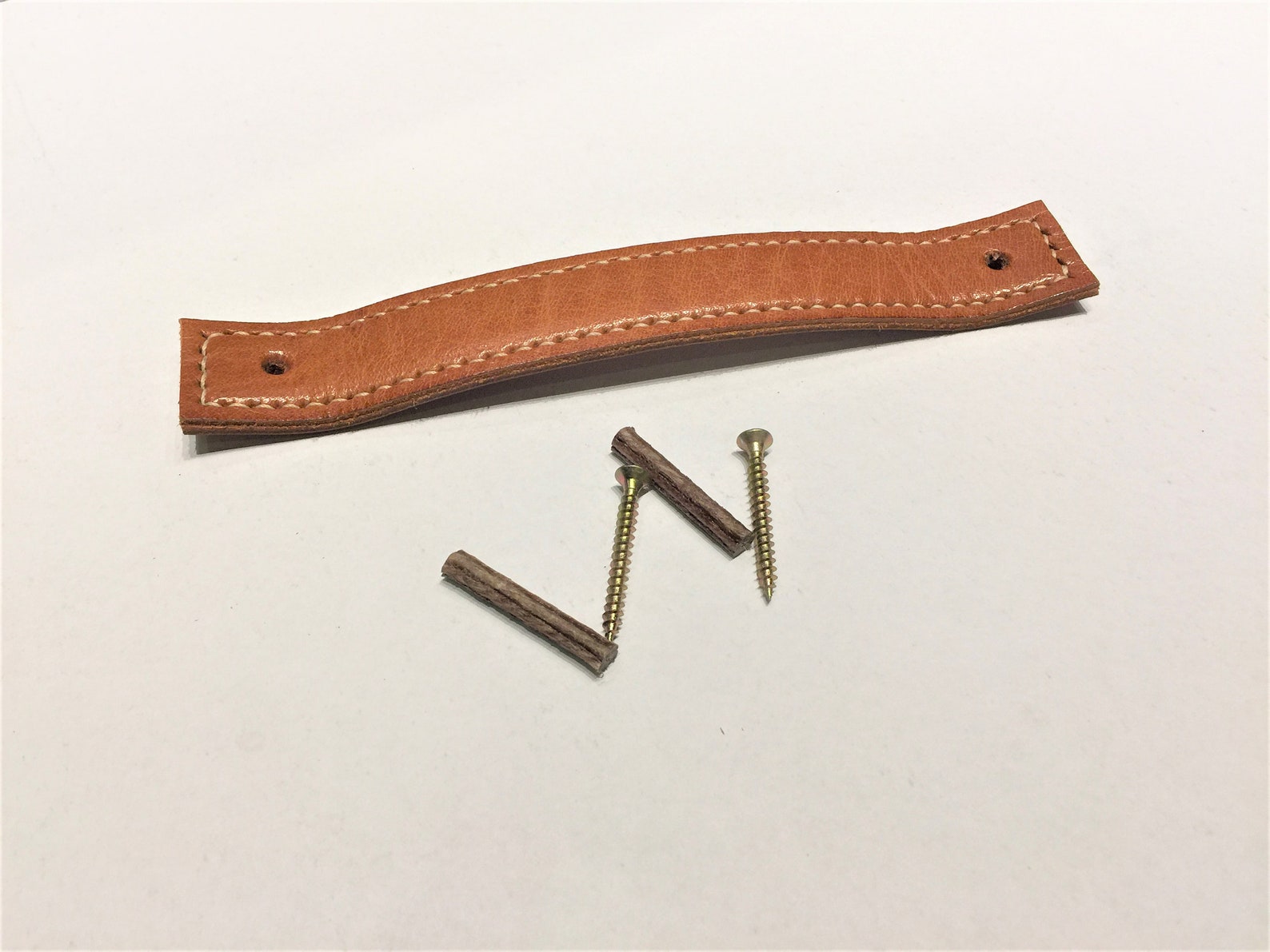 Leather Drawer Pull // Leather Handle // Leather Pull // - Etsy