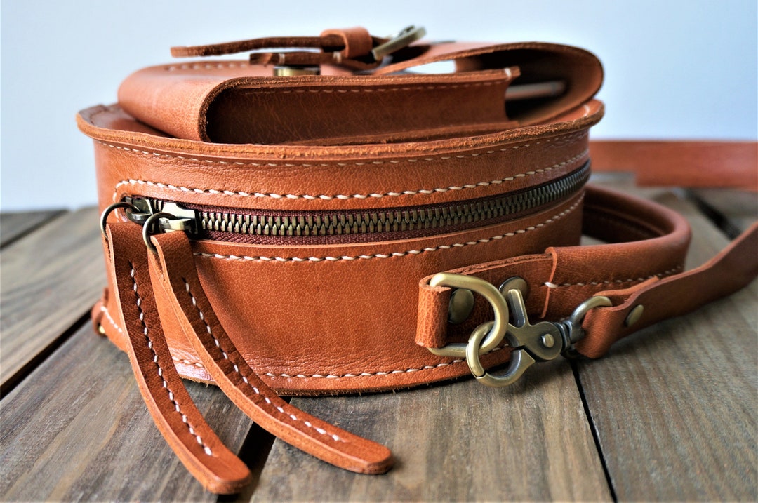 FREE !!! Holiday Gift WRAPPING SERVICE // Round Leather Shoulder Bag ...