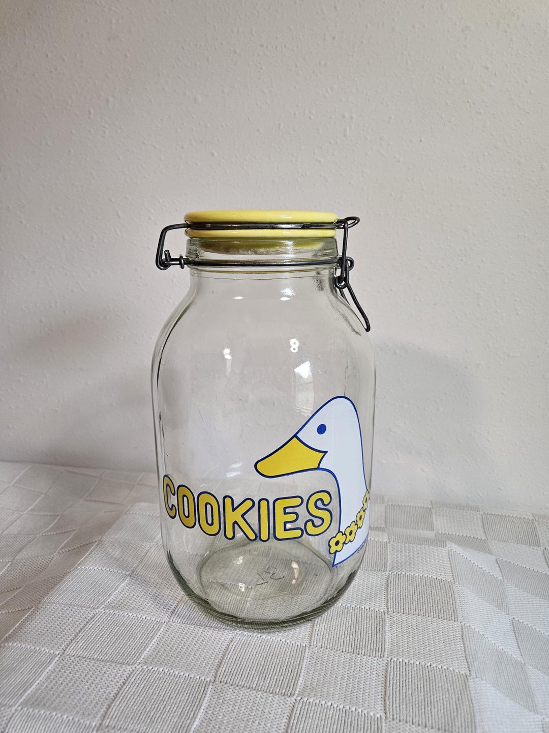 Goose Cookie Jar 3 Liter, Carlton Goose With Flower Necklace Cookie Jar ...