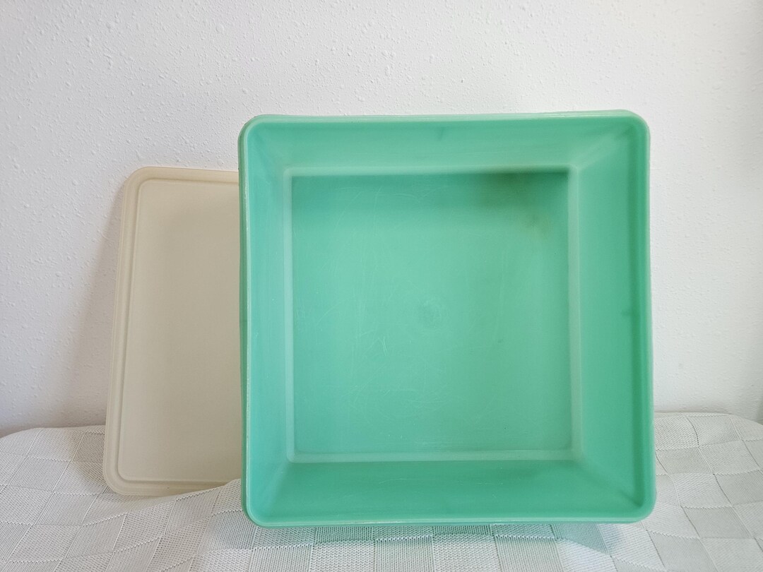 Tupperware Square Keeper in Jadeite Green, 36 Cup Capacity - Etsy