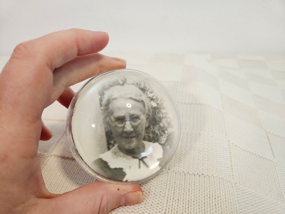Paperweight With Vintage Photo - Etsy