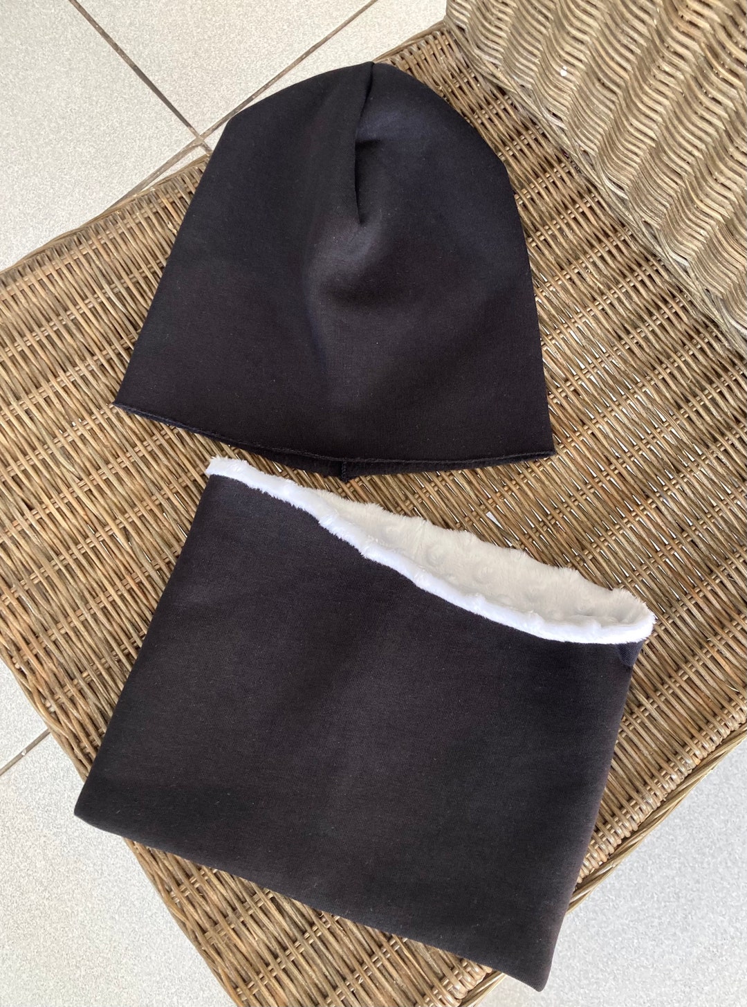 Hat/bonnet and Neck Warmer/snood/neck Cover Set in Plain Black/unisex ...