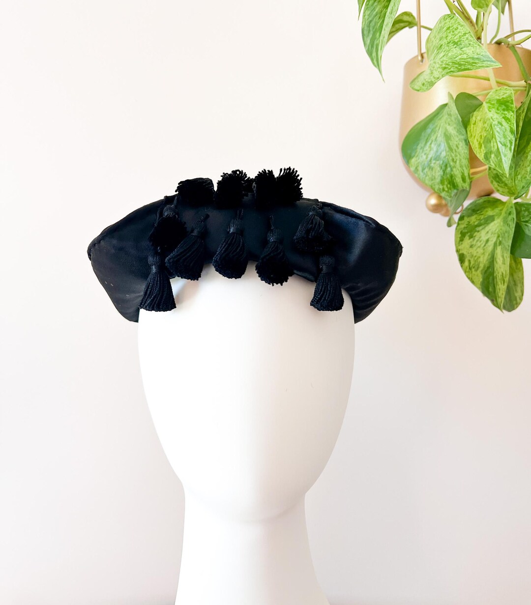 40s Vintage Black Satin Tassel Hat / Jeanna Tete / Calotte Topper Hat ...