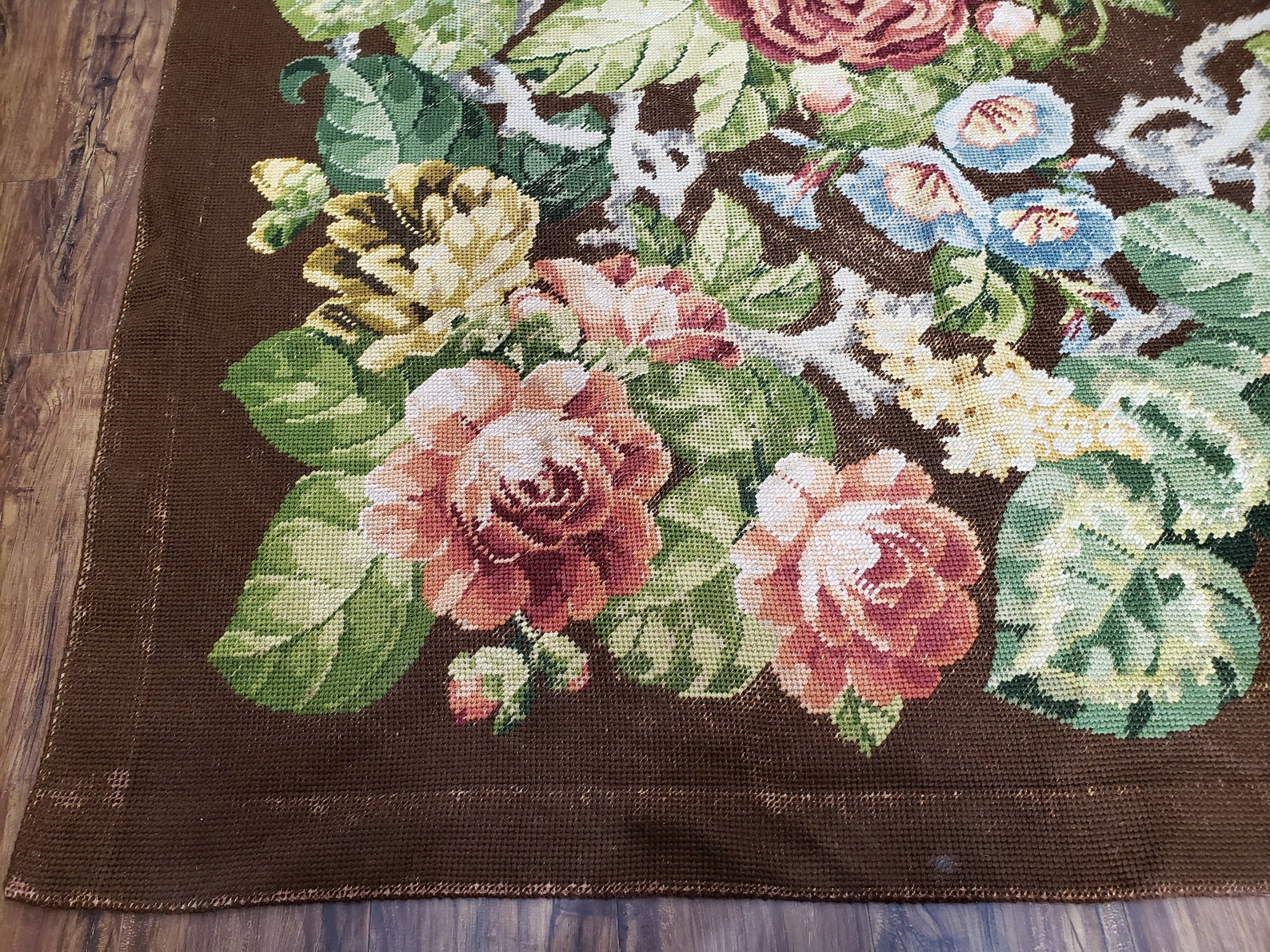 Floral Needlepoint Rug Medium Rug Vintage Area Rug Handmade - Etsy