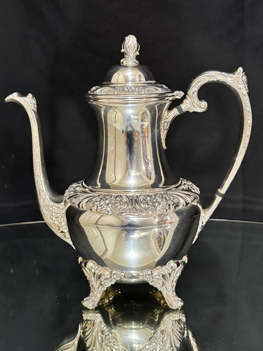 Silver Plated Coffee Pot, Heritage Pattern by International Silver, an ...