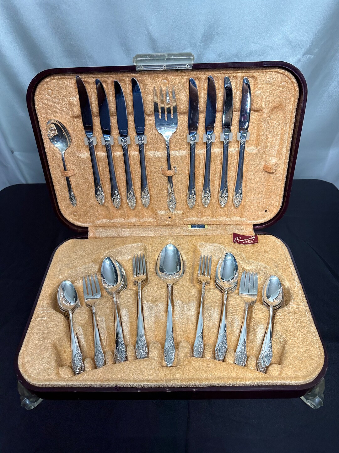 51pc Silverplated Flatware Set, Evening Star Pattern. It's From Oneida ...
