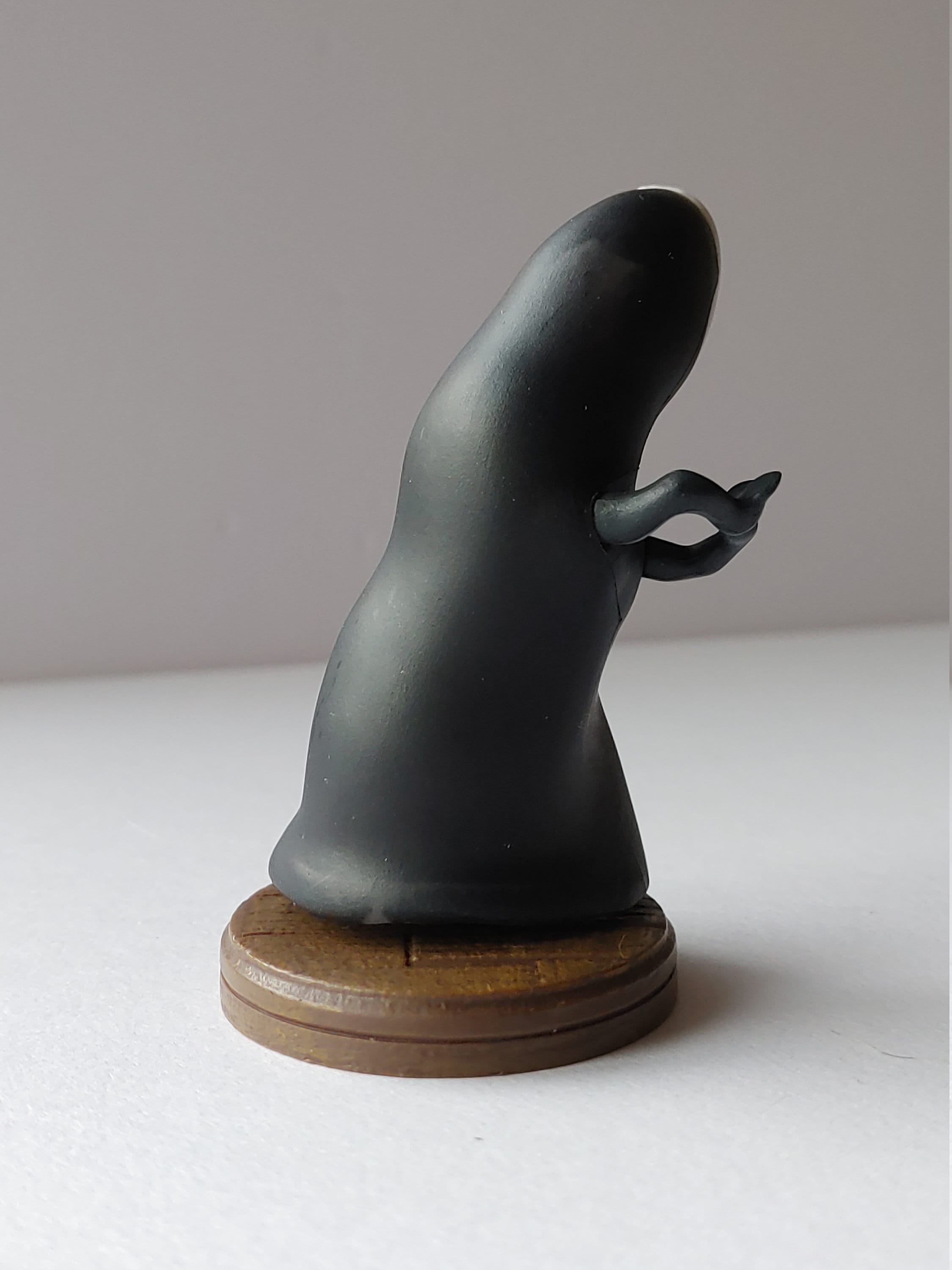 Ghibli Spirited Away no-face Huh Mini Figure - Etsy