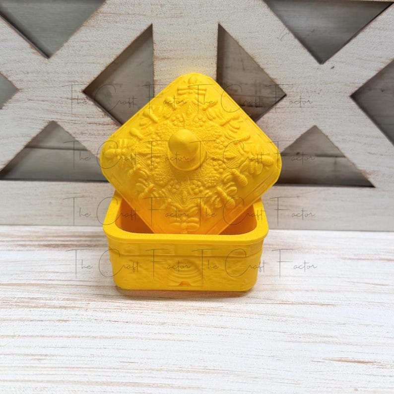 3D Printed Bee Box, Vintage Inspired Trinket Tray, Miniature Decor, Two ...