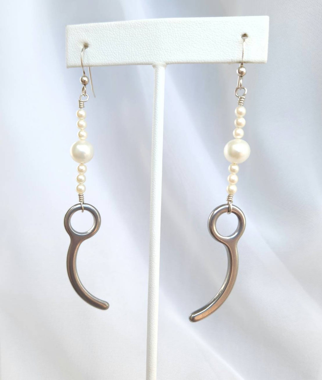 Skydiving Parachute Closing Pin Earrings With Pearls! - Etsy