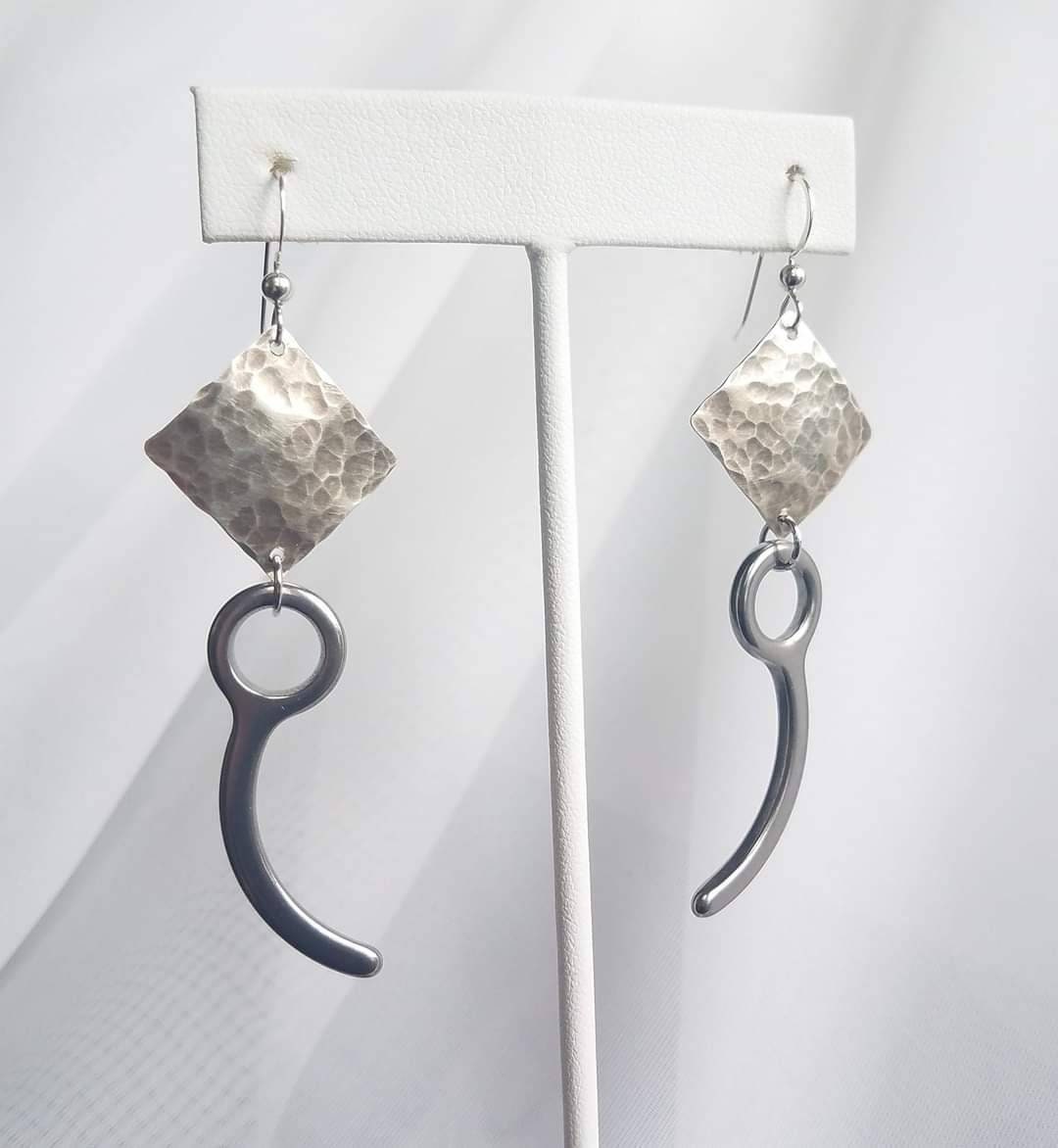 Skydiving Parachute Closing Pin Earrings! - Etsy